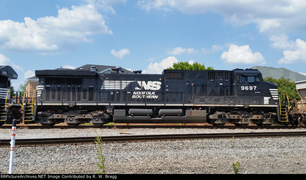 NS 9697(C44-9W)